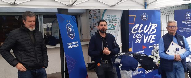 REMISE LABEL FFF : CS AYZE – DISTRICT DE FOOTBALL HAUTE SAVOIE – PAYS ...